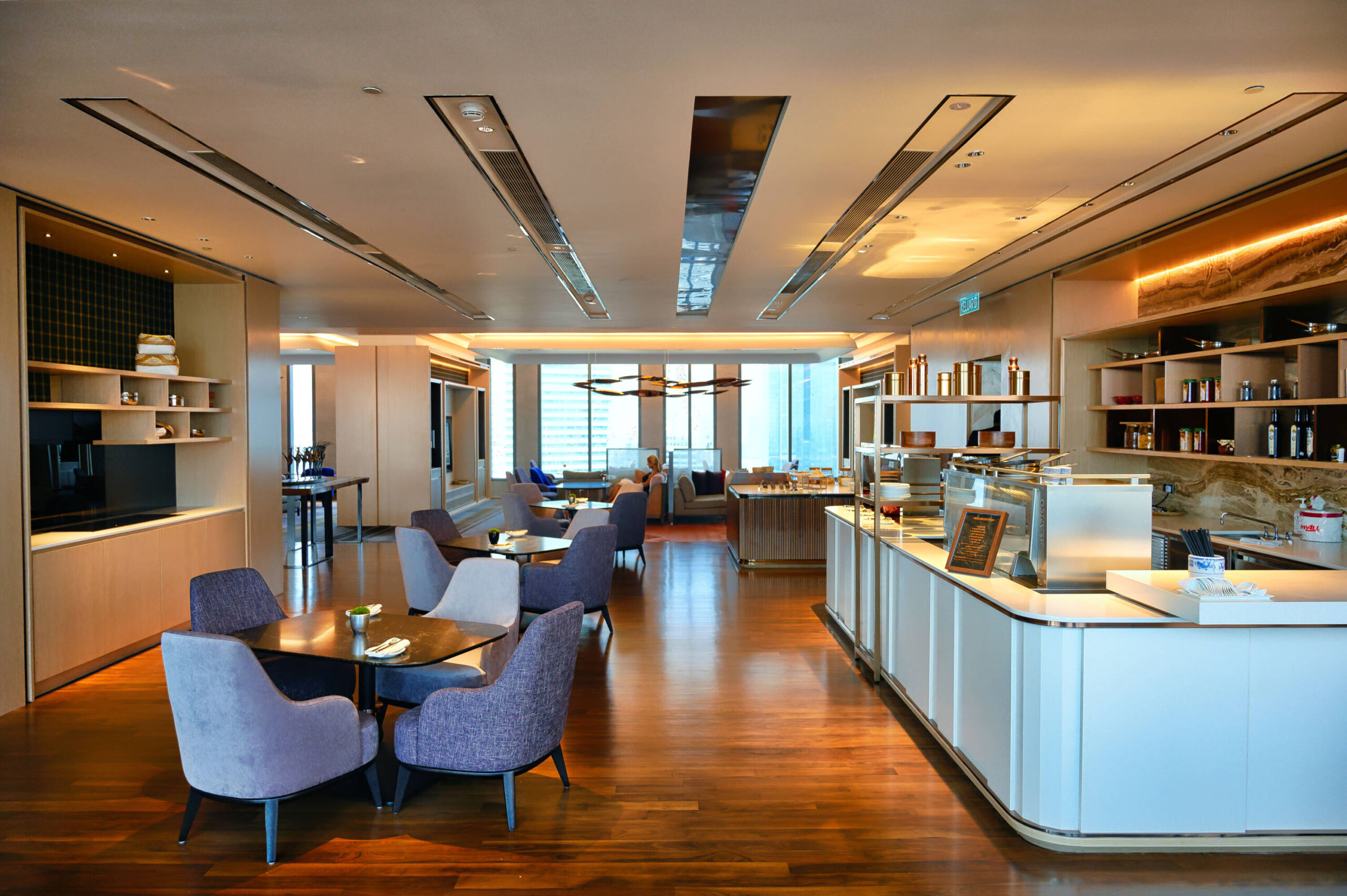 Equator Club: Hotel Business Lounge Club Facilities | EQ Kuala Lumpur