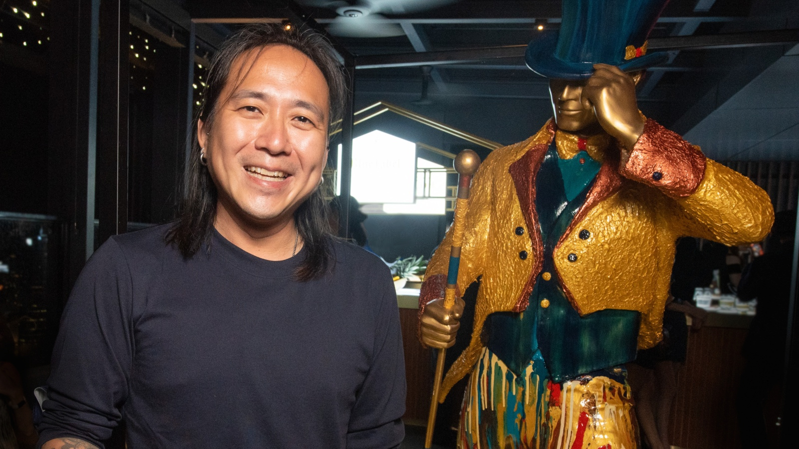 MALAYSIAN ARTIST MARK LEE AND JOHNNIE WALKER SHOWCASED LUXURY ...